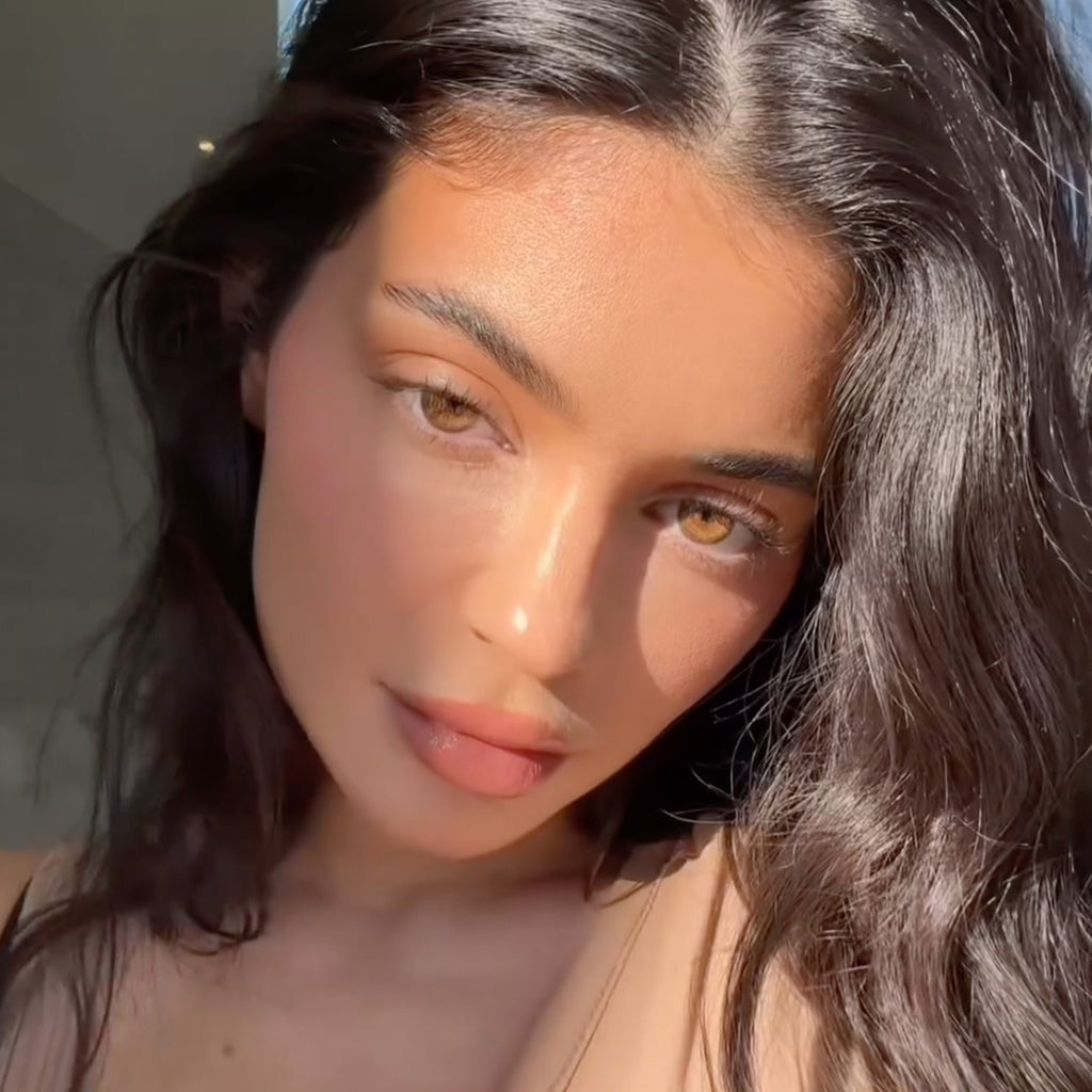 Kylie's Quick Everyday Makeup Look – Kylie Cosmetics