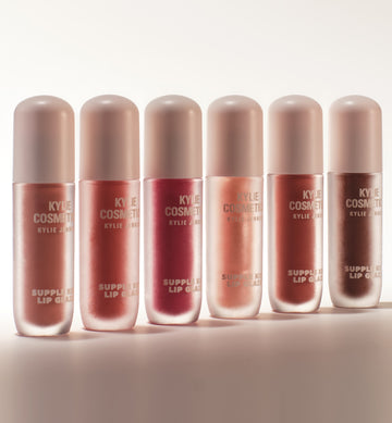 Kylie's Looks | Kylie Cosmetics by Kylie Jenner